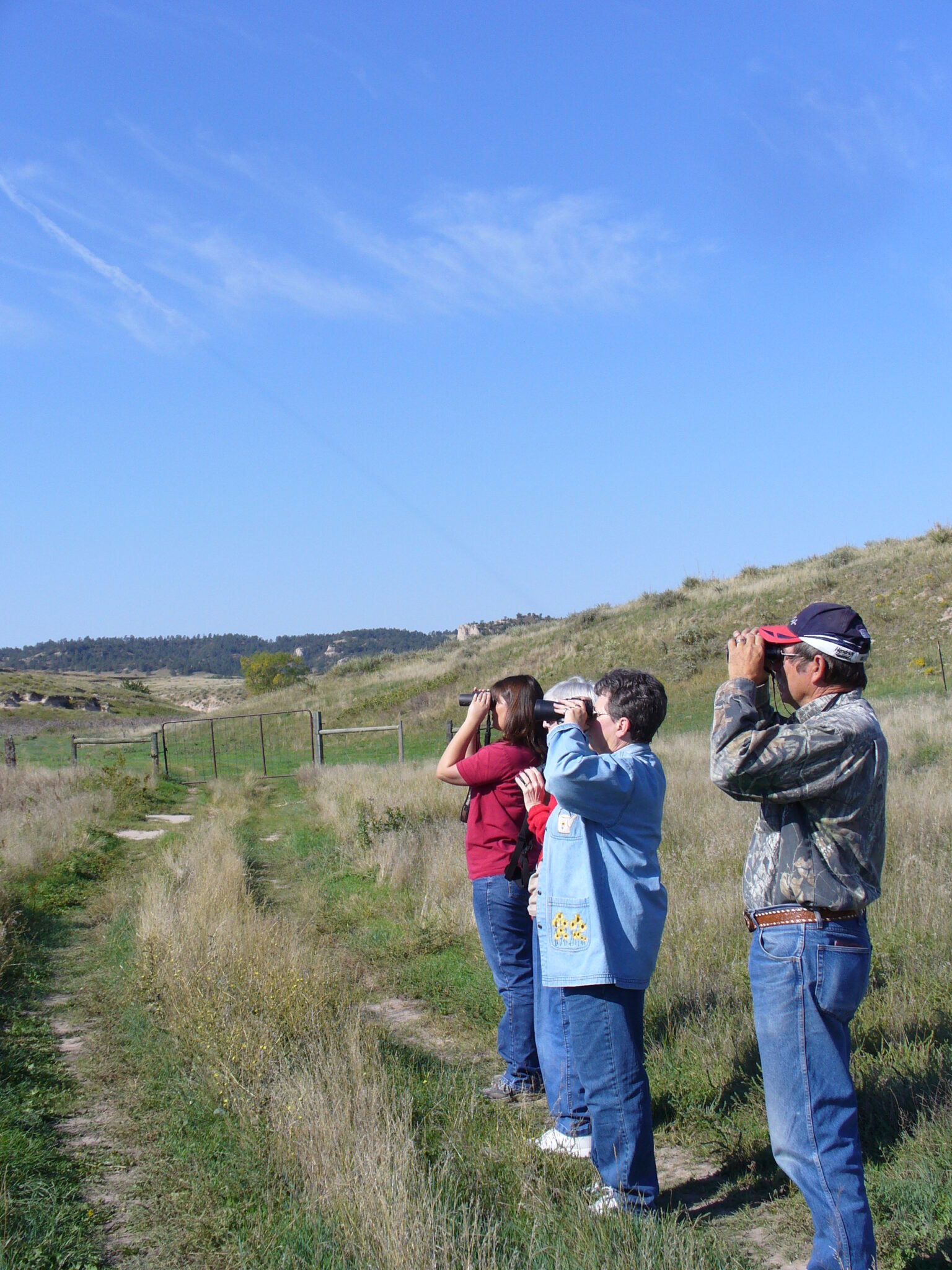 Flock to Scotts Bluff National Monument for World Migratory Bird Day ...