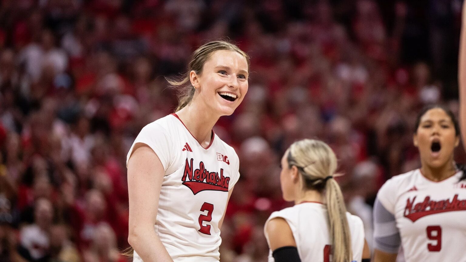 Reilly Earns Fourth B1G Setter of the Week Award – KCSR / KBPY
