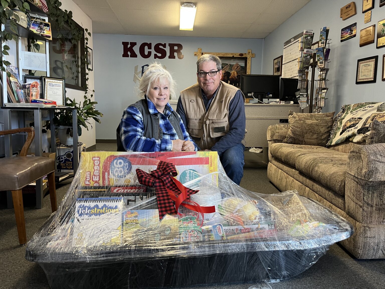 Chadrad Gives Away $3000 In Gifts And Money This Holiday Season – KCSR ...