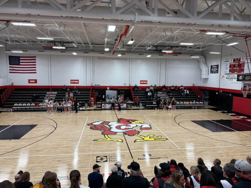 Cardinals Fall to Scottsbluff – KCSR / KBPY