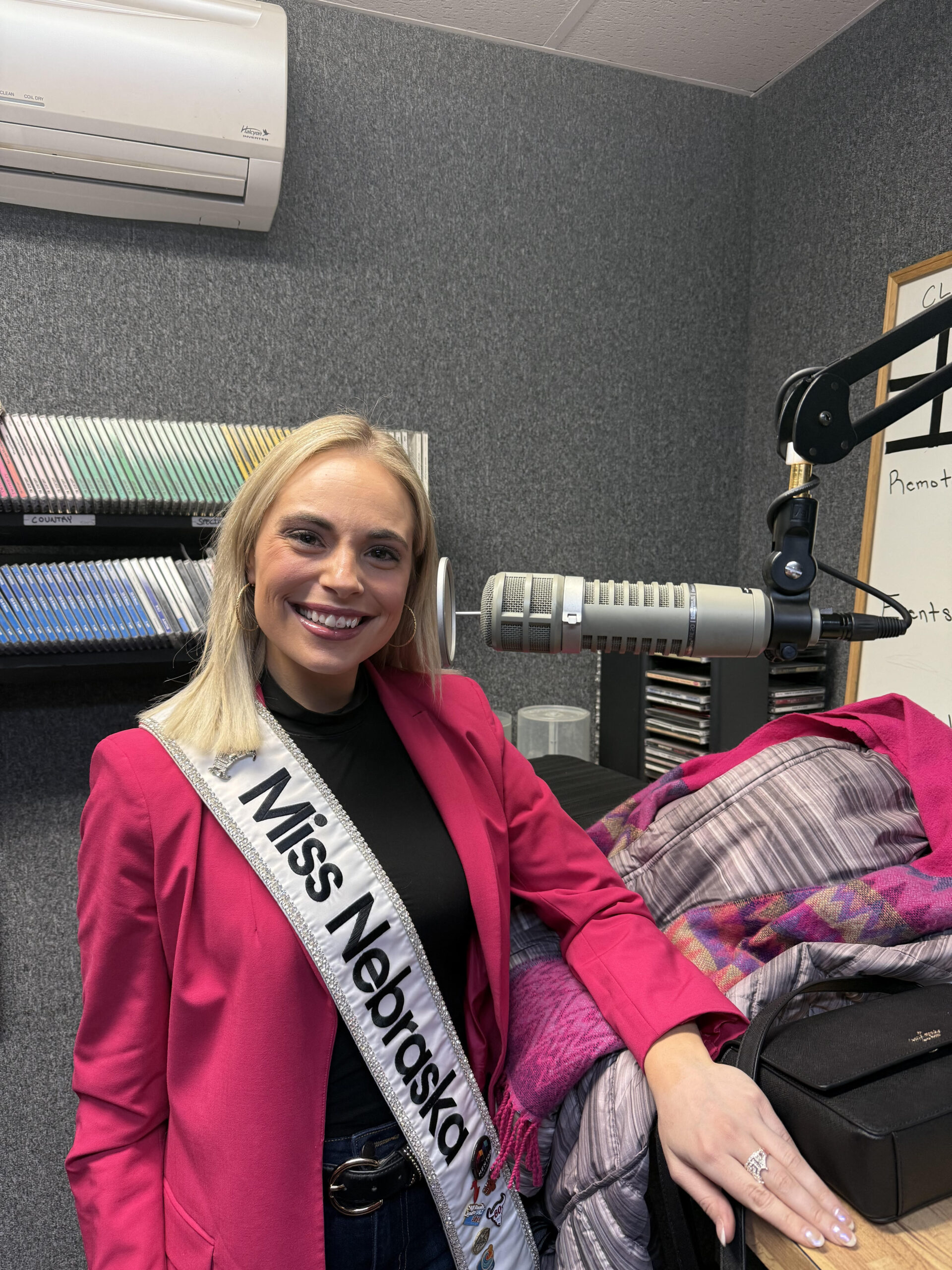 Miss Nebraska Comes to Chadron – KCSR / KBPY