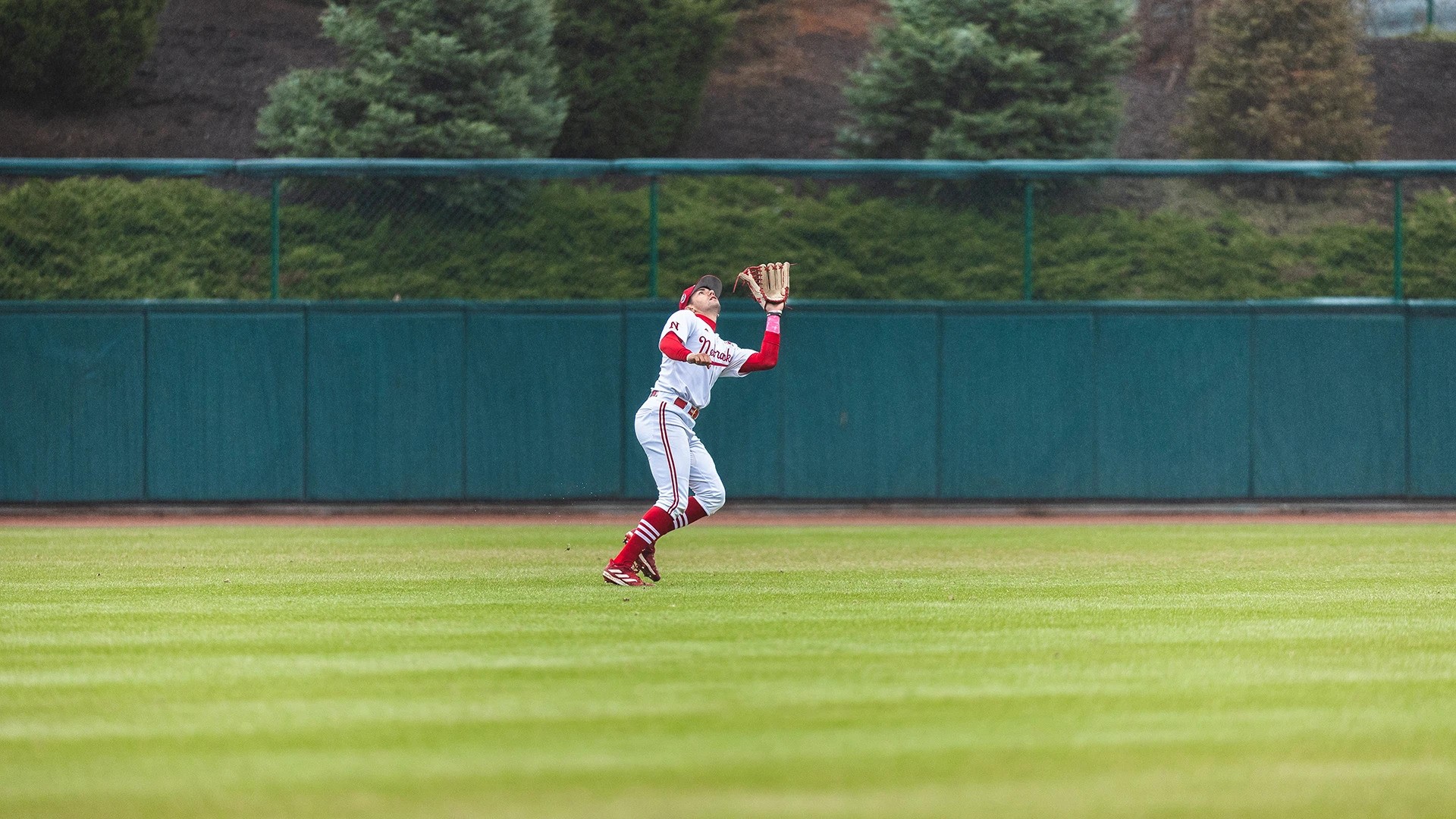 No. 5 Oregon State Powers Past Huskers – KCSR / KBPY