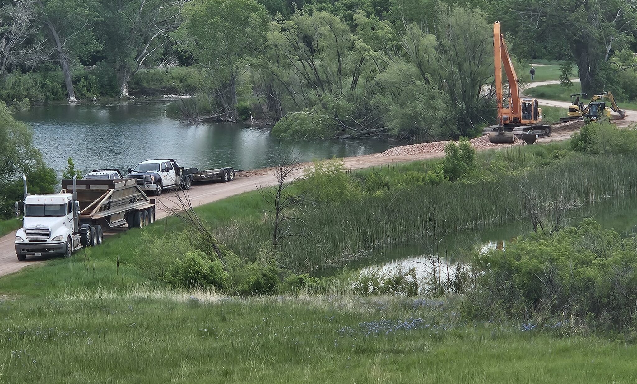 Large Donation Goes To Dams – KCSR / KBPY