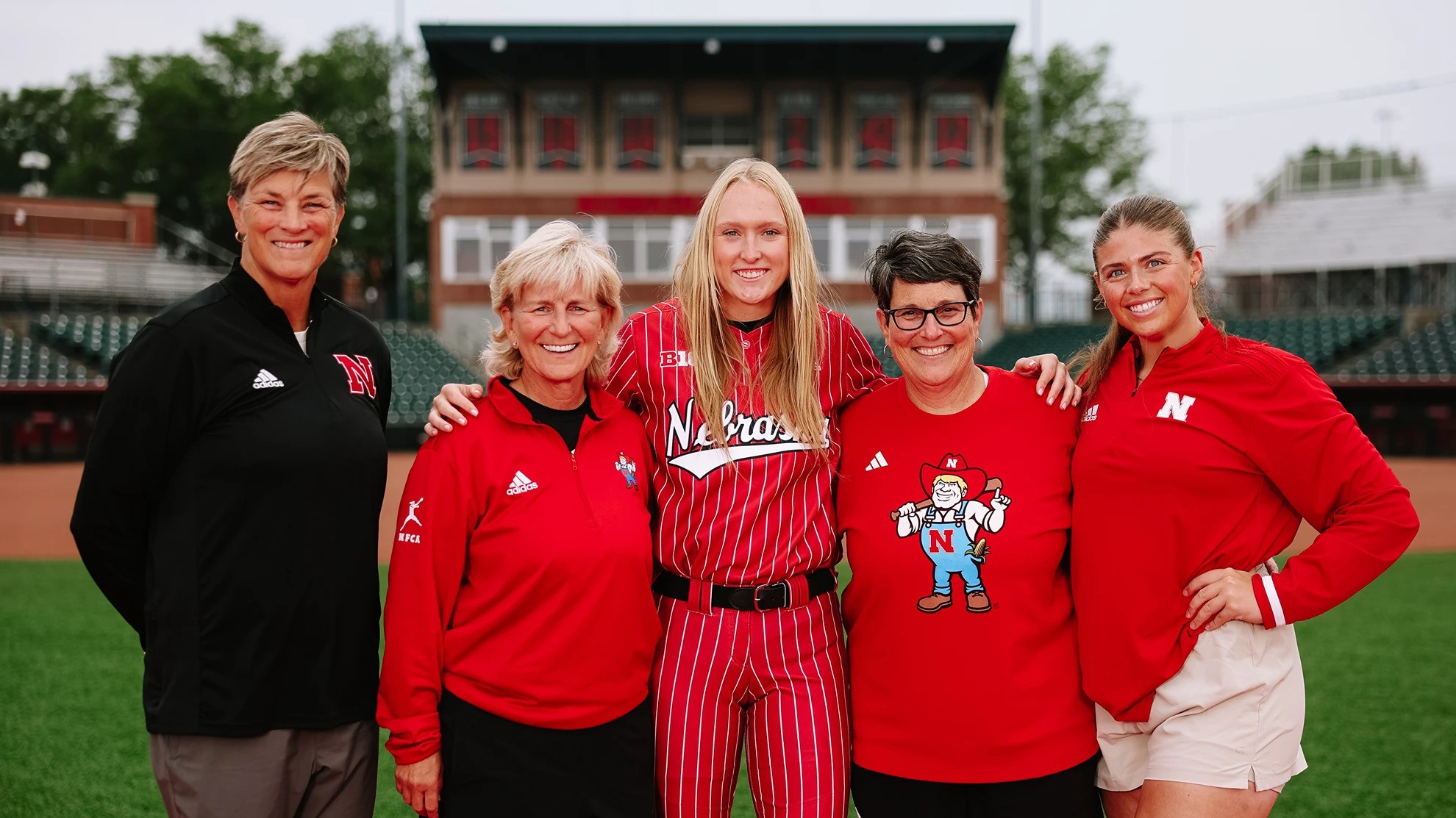 Huskers Ink Catcher Jesse Farrell – KCSR / KBPY