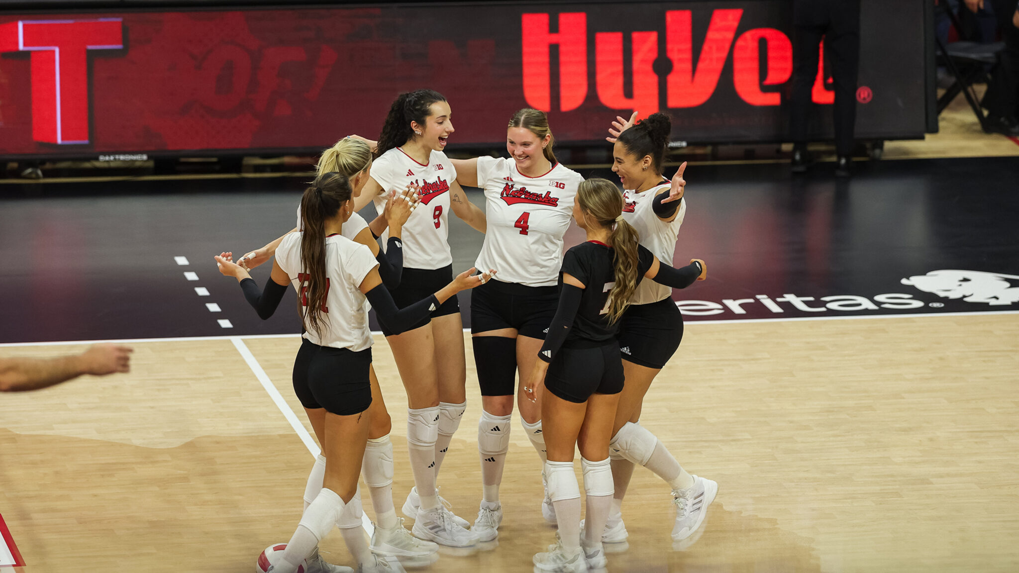 Huskers Finish Regular Season Unbeaten – KCSR / KBPY
