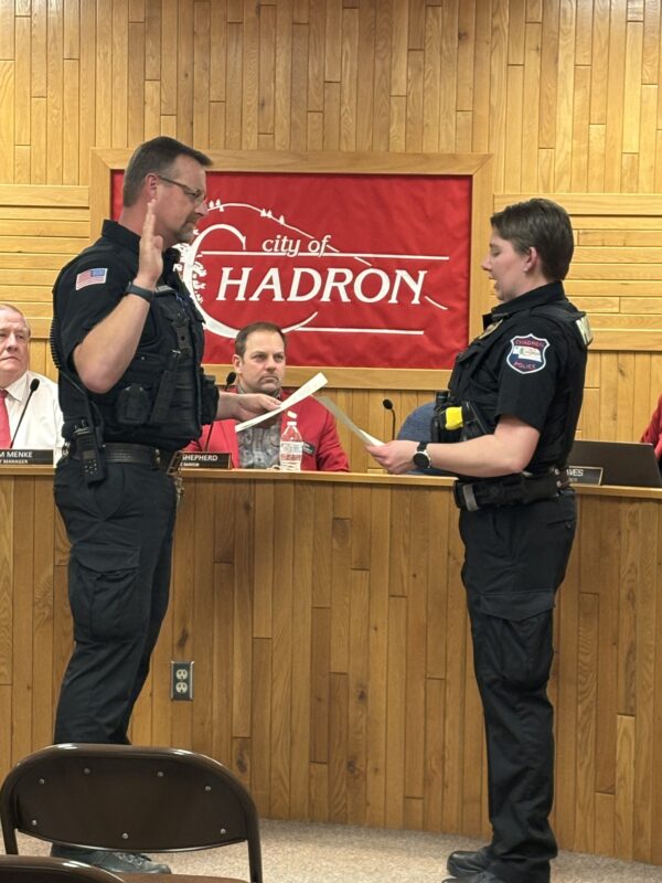 Chadron City Council Welcomes A New Police Officer – KCSR / KBPY